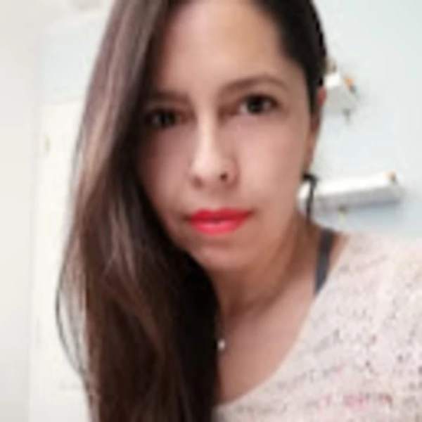 Alejandra Lira | profe.social